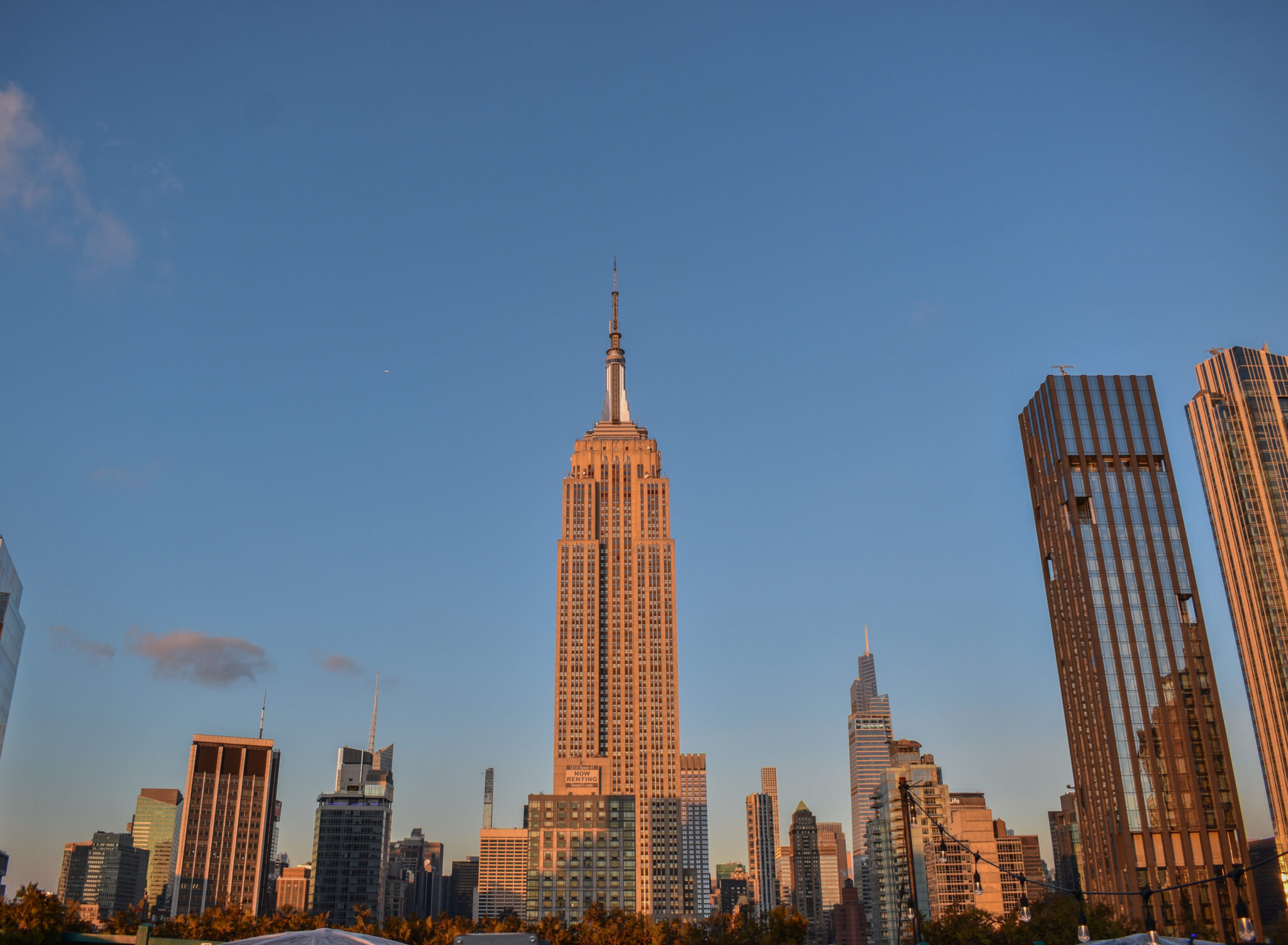 230 Fifth Rooftop Bar Review - NYC's Best Rooftop Bar